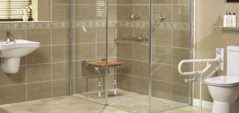 Tubs and Showers – Bentley Baths